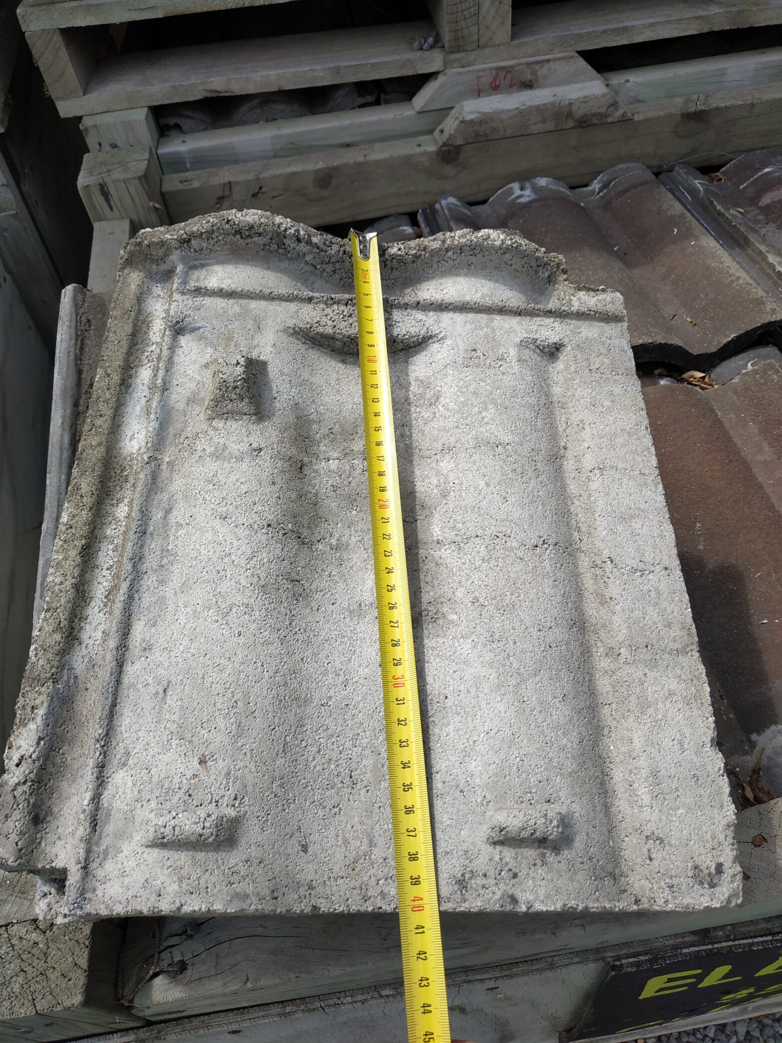 Monier Elabana Recycled Concrete Roof Tile | Musgroves Ltd