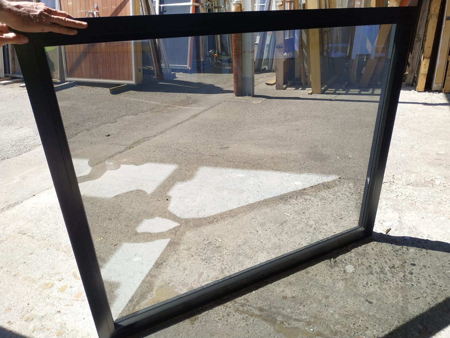 ebony-dg-fixed-window-with-mirrored-glass