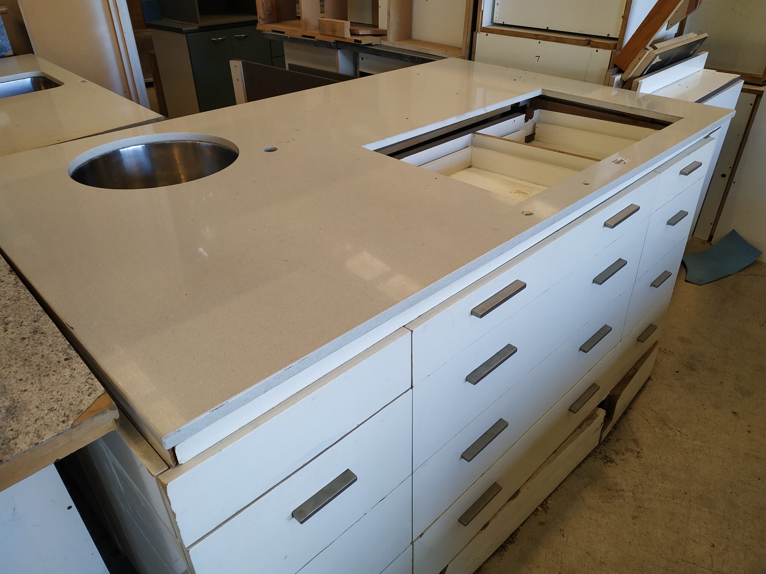 White Centre Island with Granite Top | Musgroves Ltd