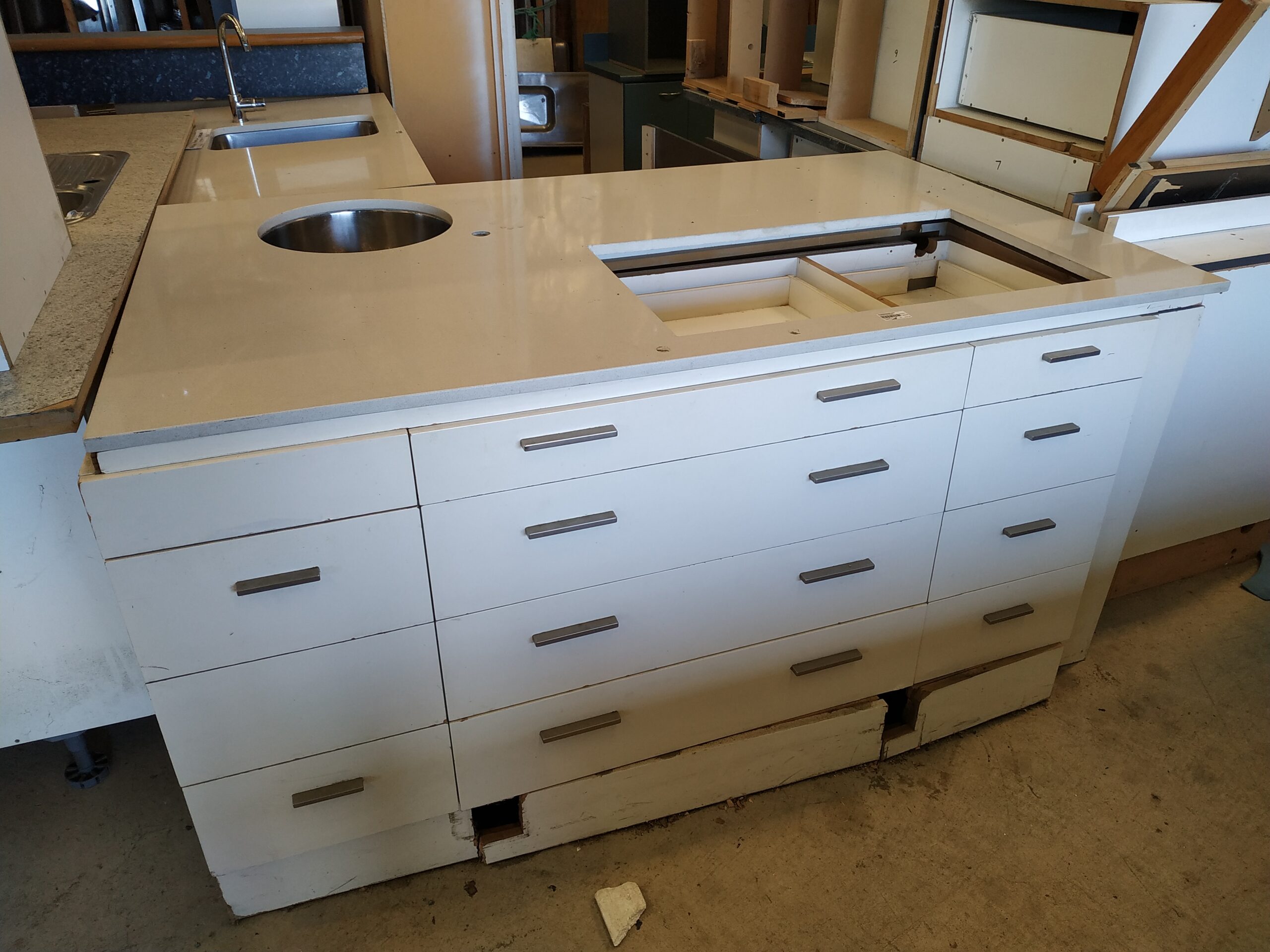 White Centre Island with Granite Top | Musgroves Ltd