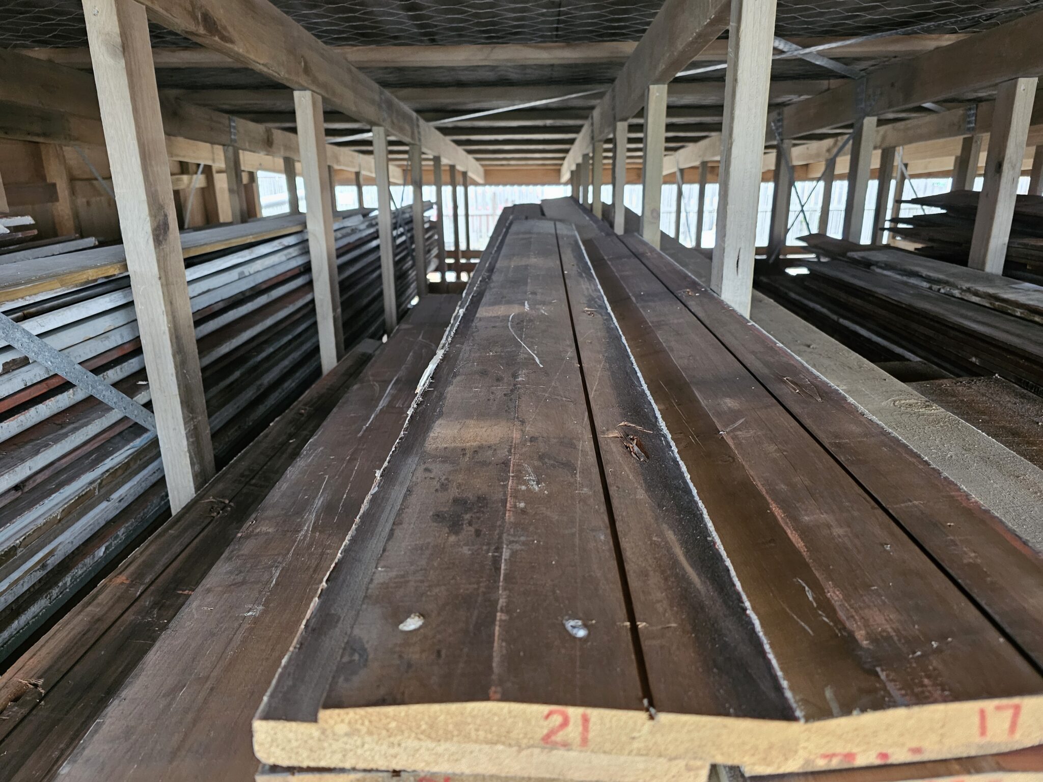 Pine / Rimu Weatherboard 190x22mm Bevelback | Musgroves Ltd