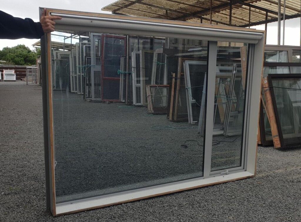 Gull Grey D/G Aluminium Window 1 Case Opening | Musgroves Ltd