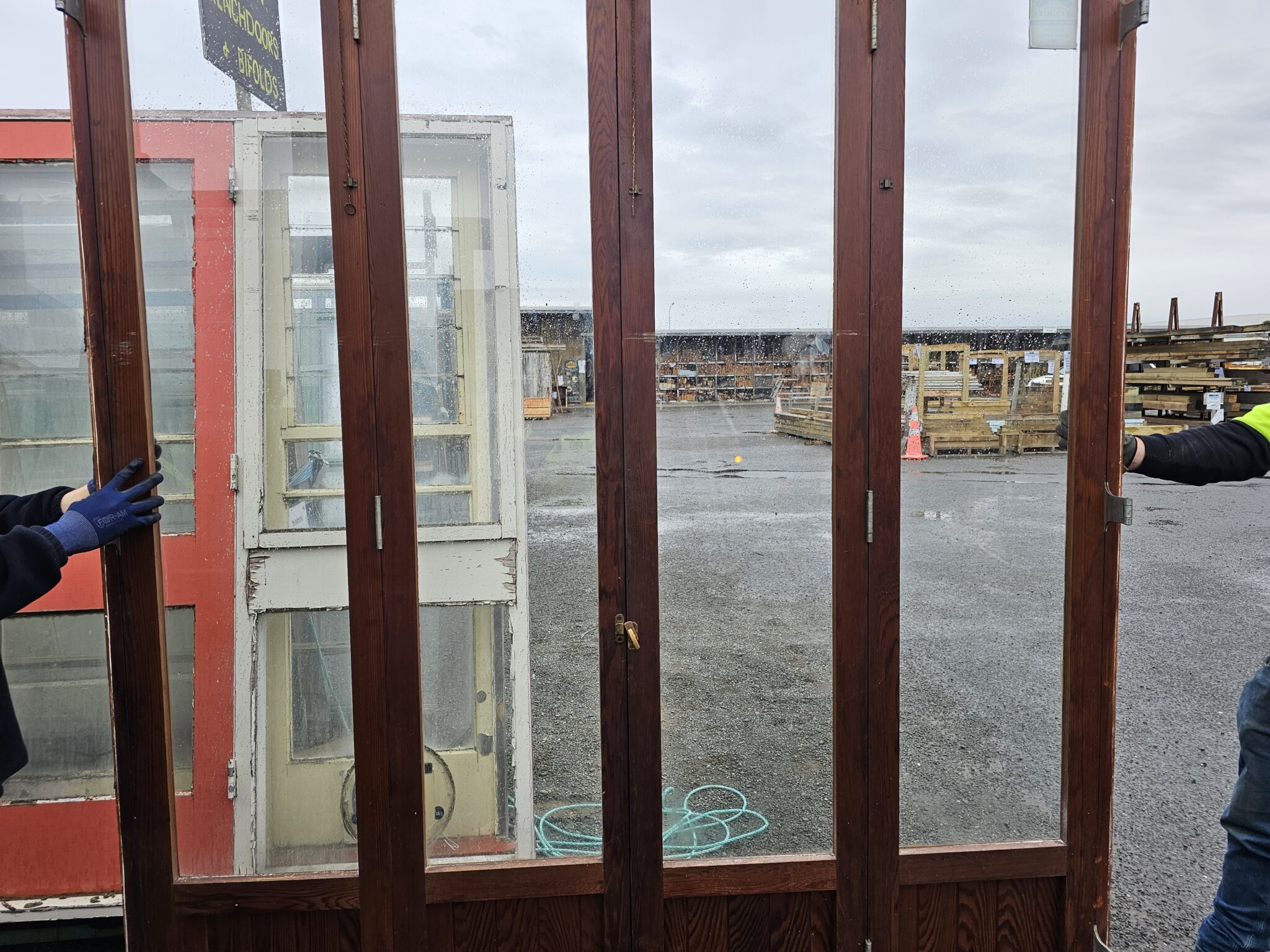 External Cedar 1 Pane Bi-fold Door | Musgroves Ltd